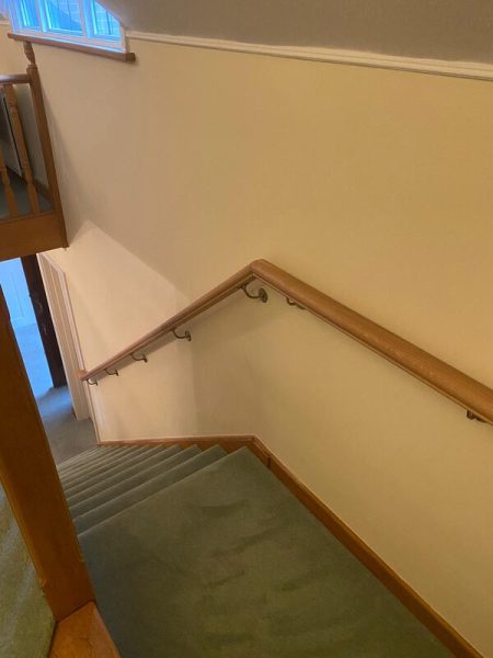Bespoke Solid Oak Handrails - Sadler Construction